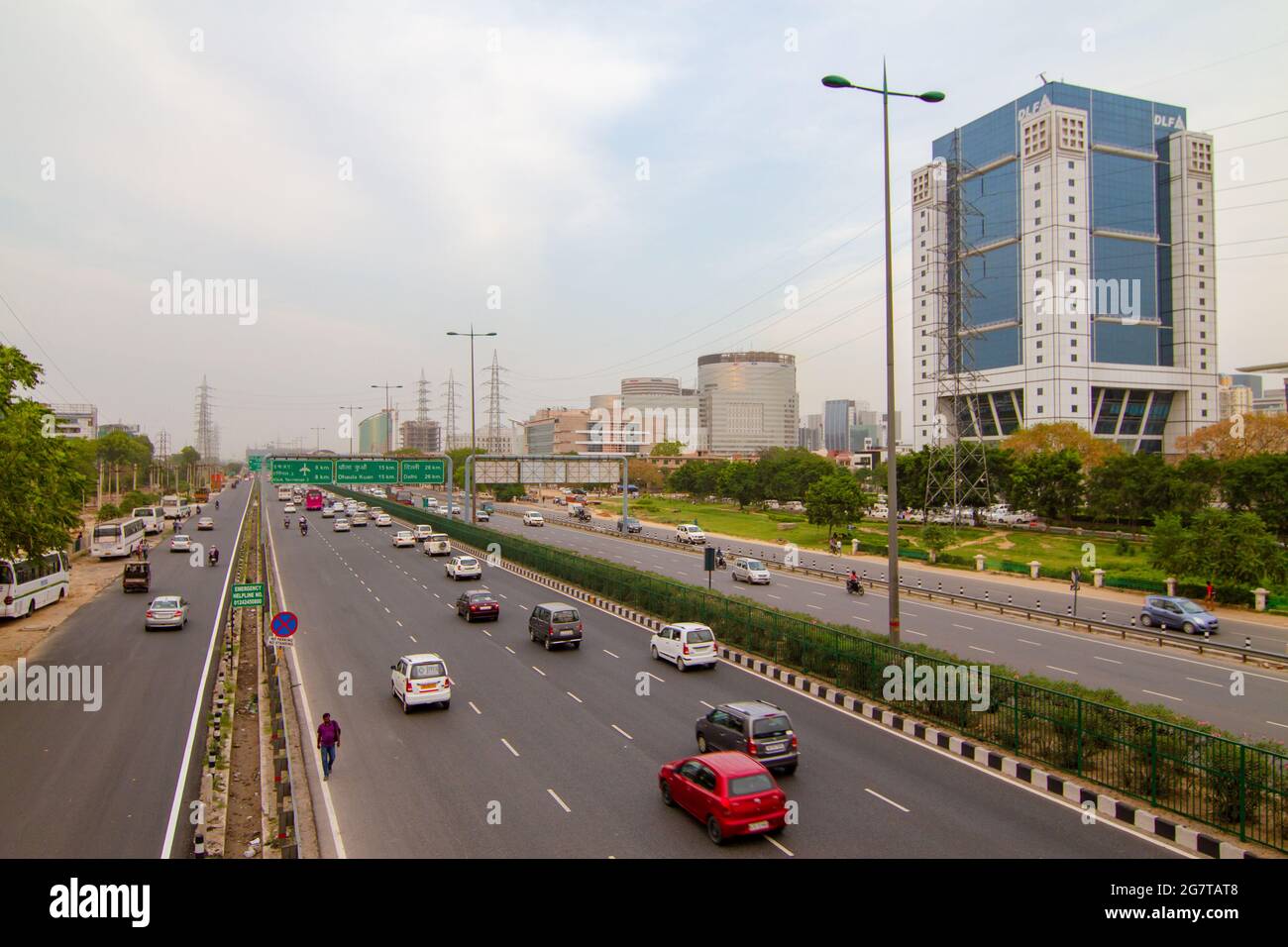 Nh8 national highway 8 hi-res stock photography and images - Alamy
