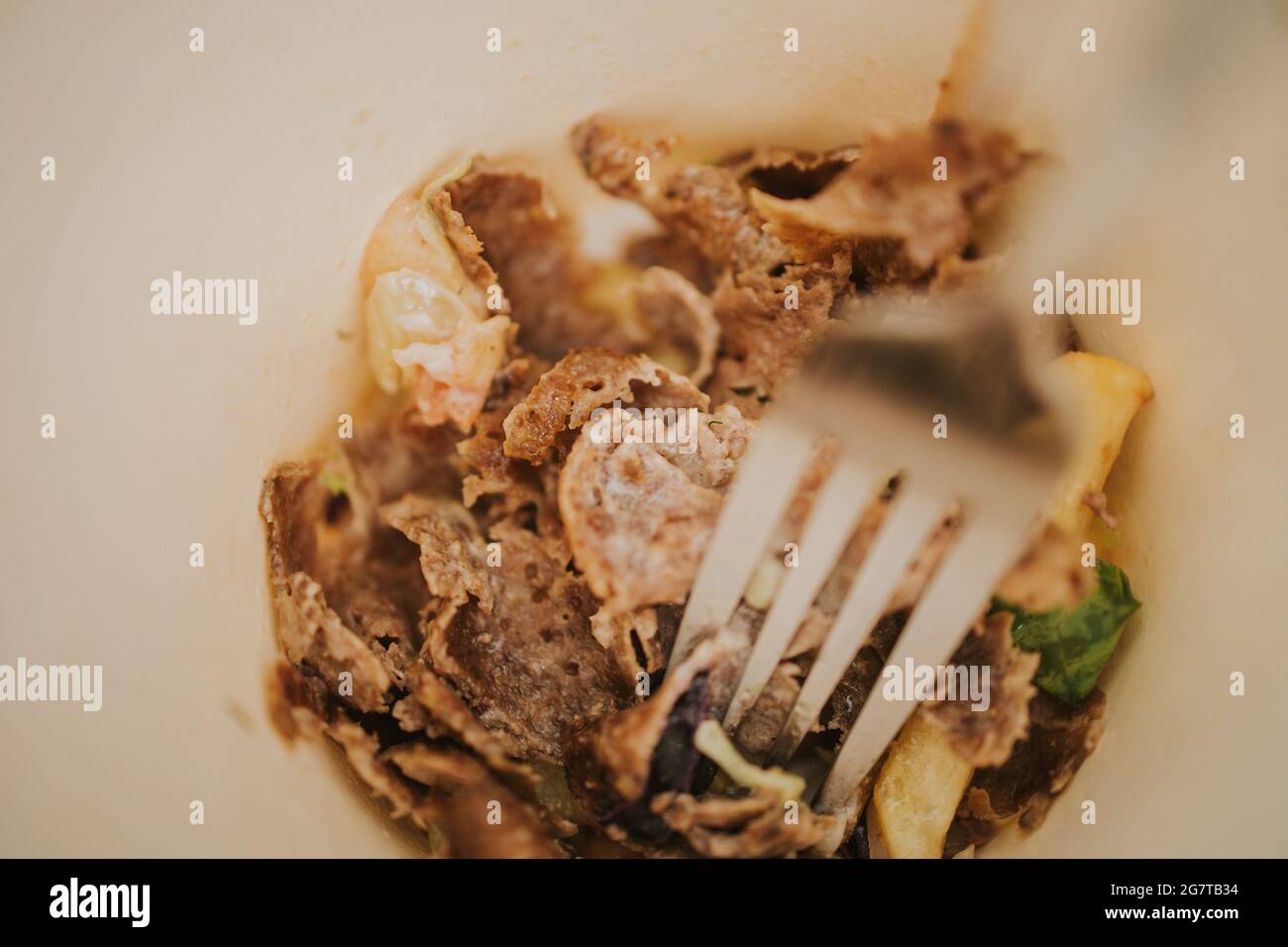 Doner kebab box hi-res stock photography and images - Alamy