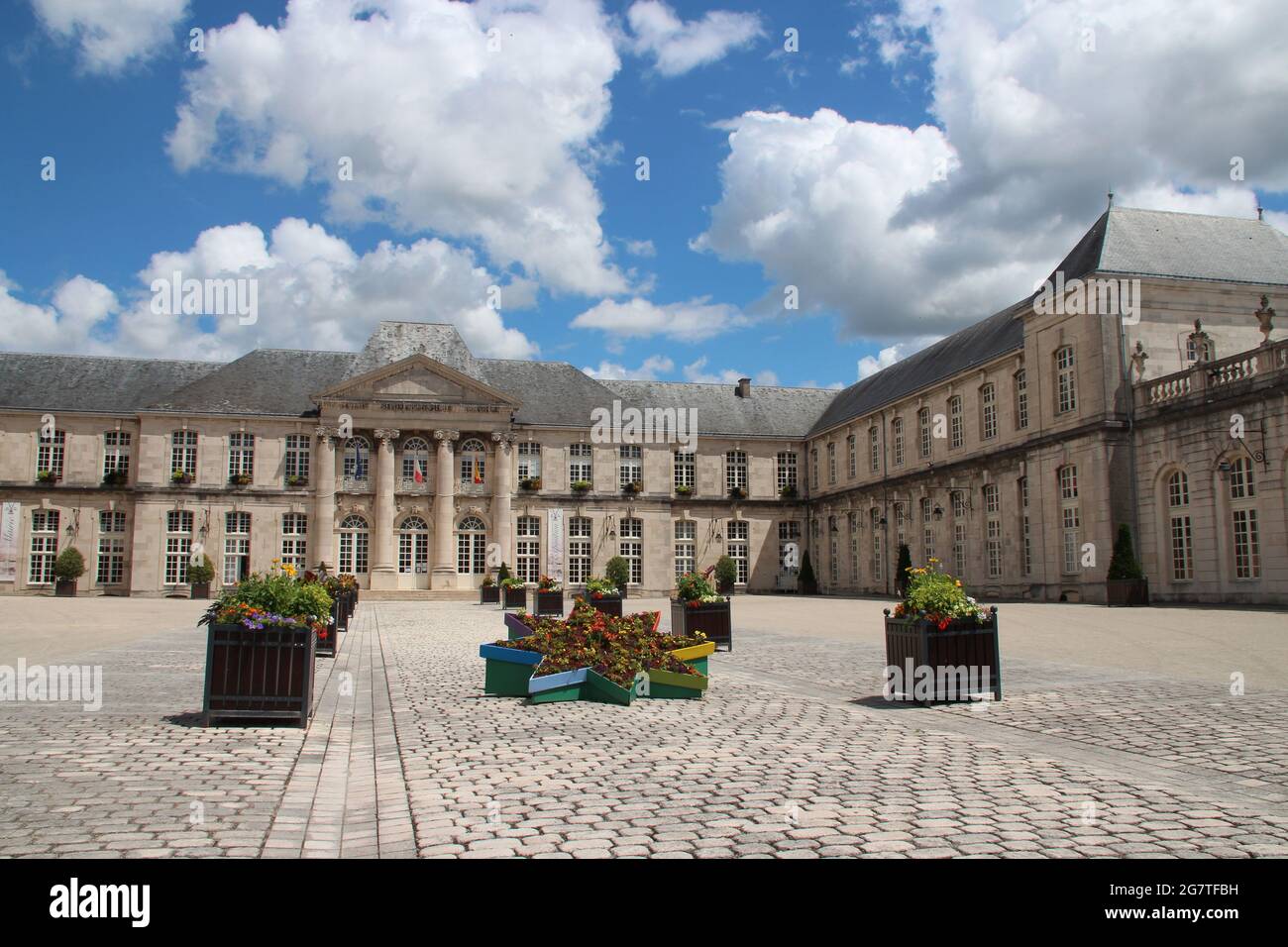 Commercy castle hi-res stock photography and images - Alamy
