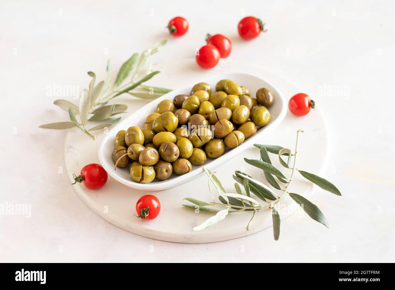Scratched green olives hi-res stock photography and images - Alamy