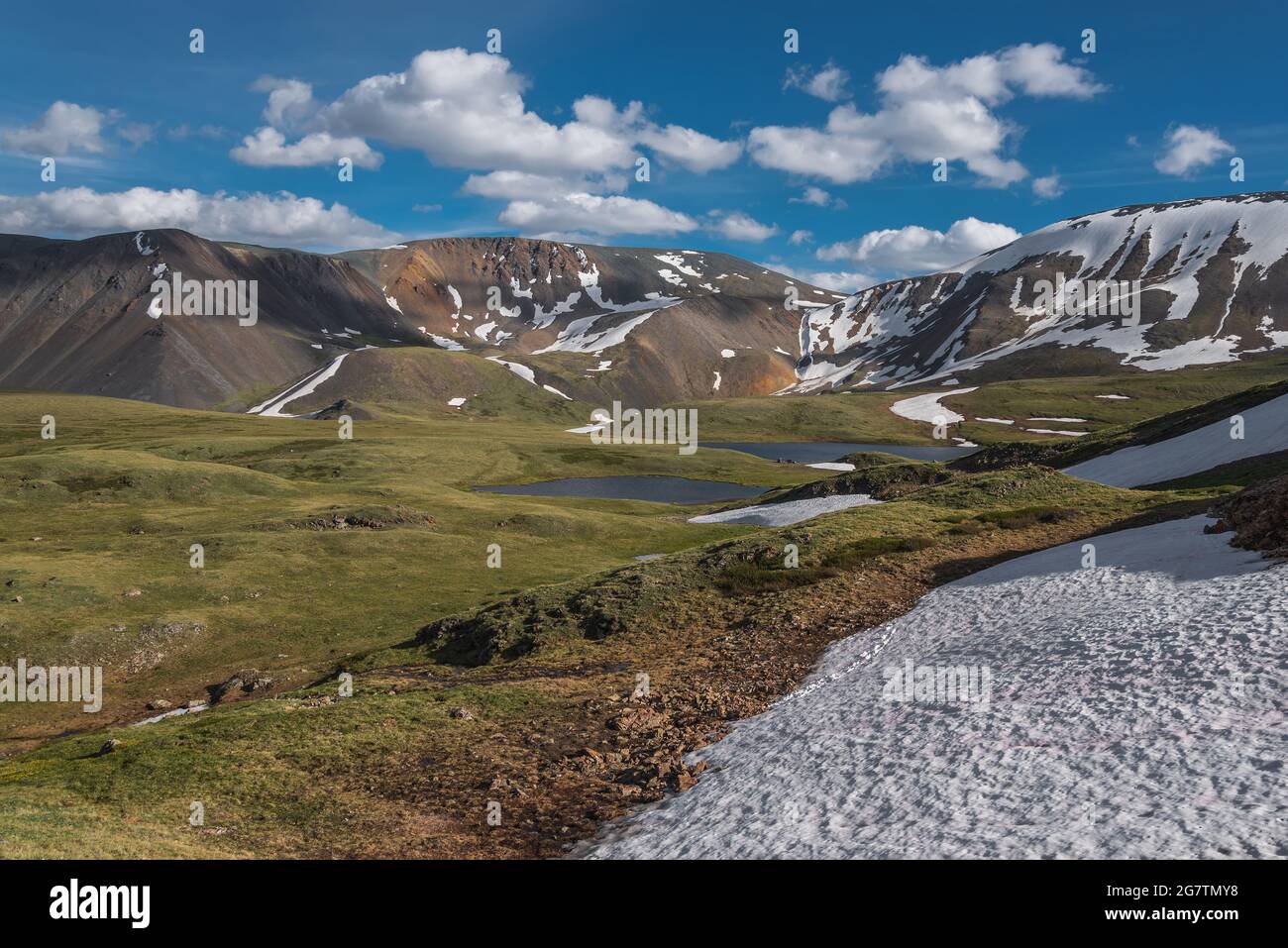 Valley of two lakes hi-res stock photography and images - Alamy