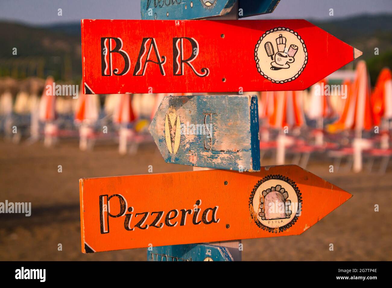 Bar and Pizzeria sign at spiaggia di castello beach in Vieste, Gargano ...