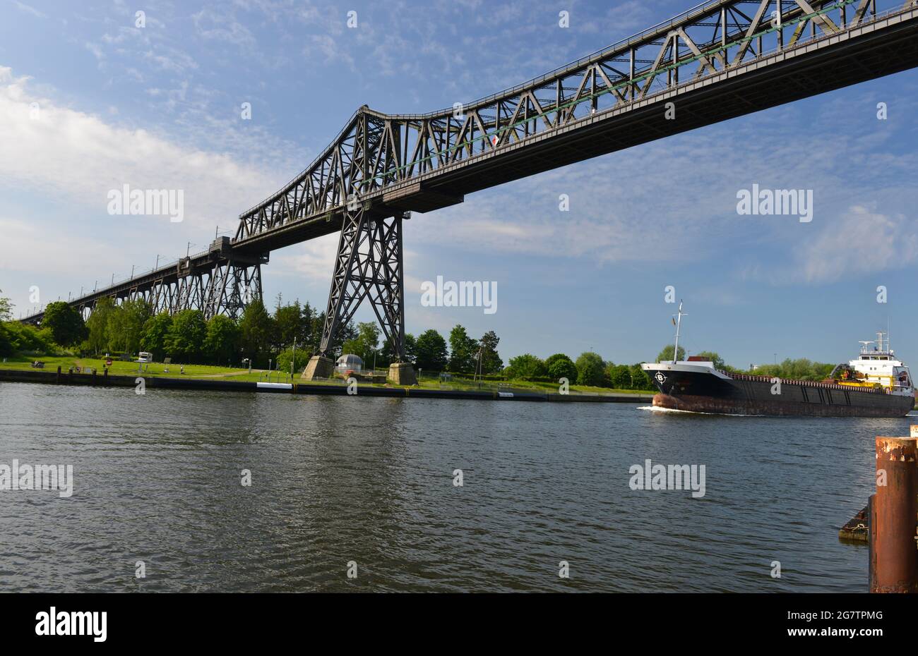 Freighter Under The Rendsburg Railway High Bridge Stock Photo - Alamy