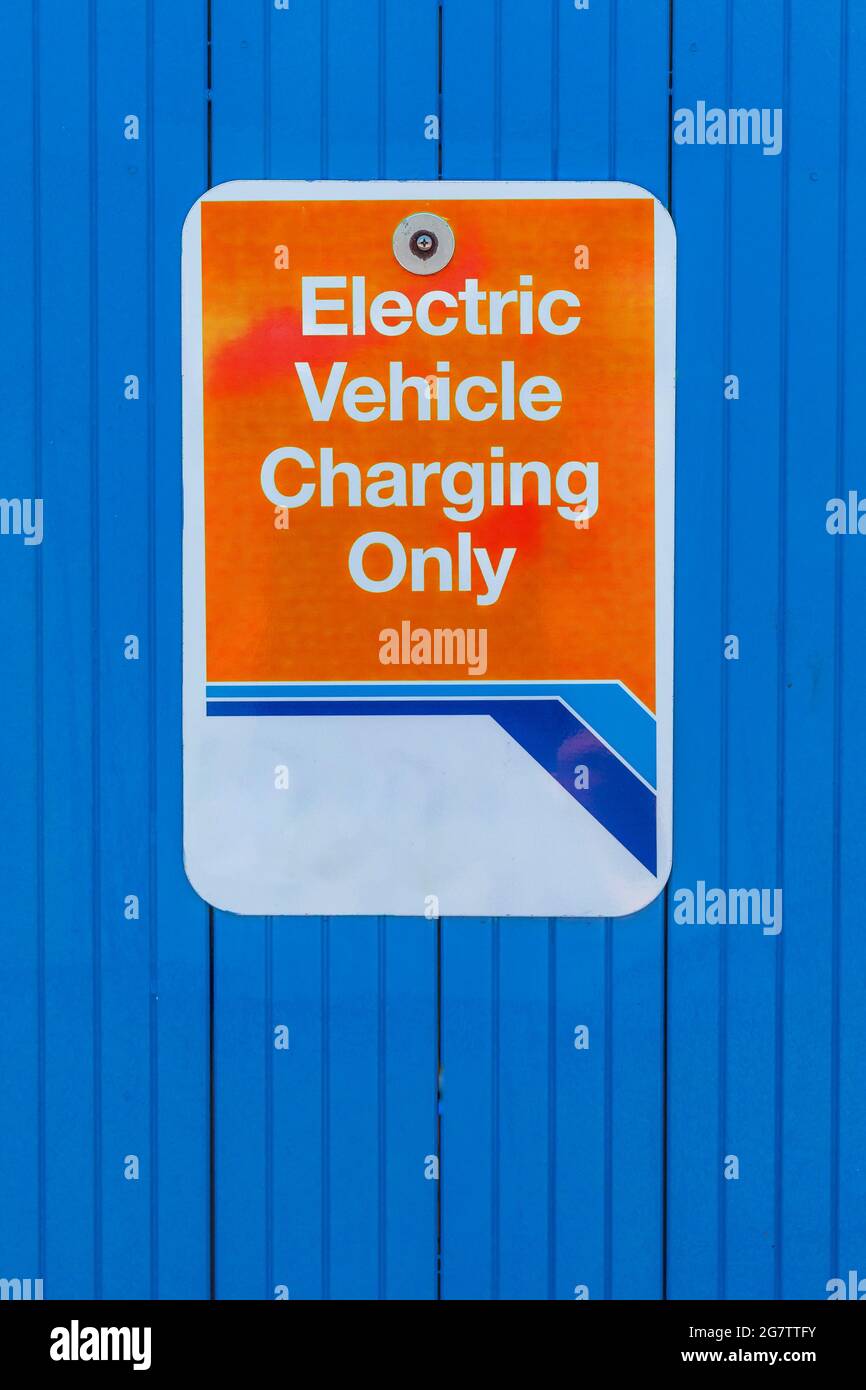 Electricity plug for electric vehicle hi-res stock photography and ...