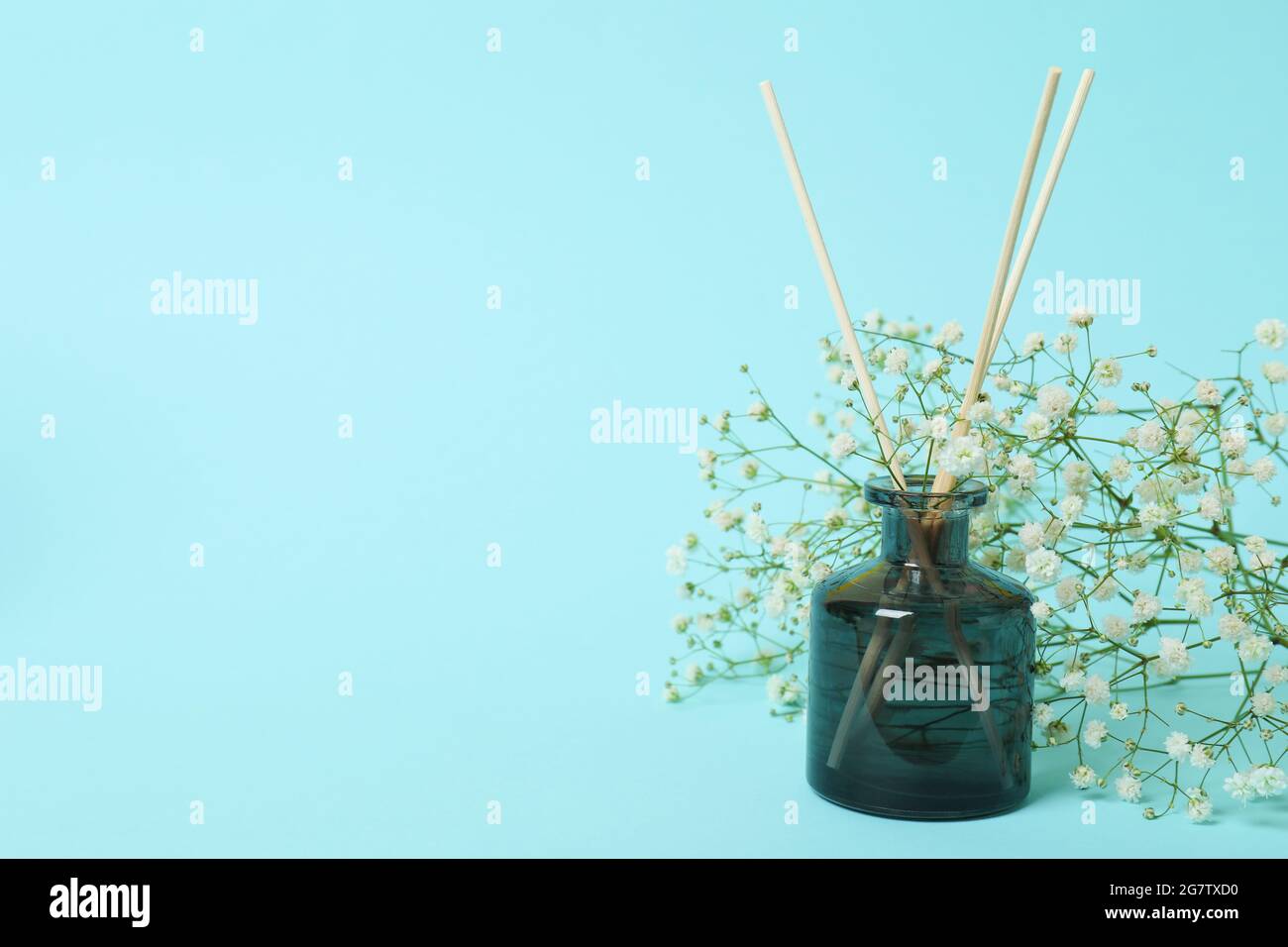 Blue diffuser hi-res stock photography and images - Alamy