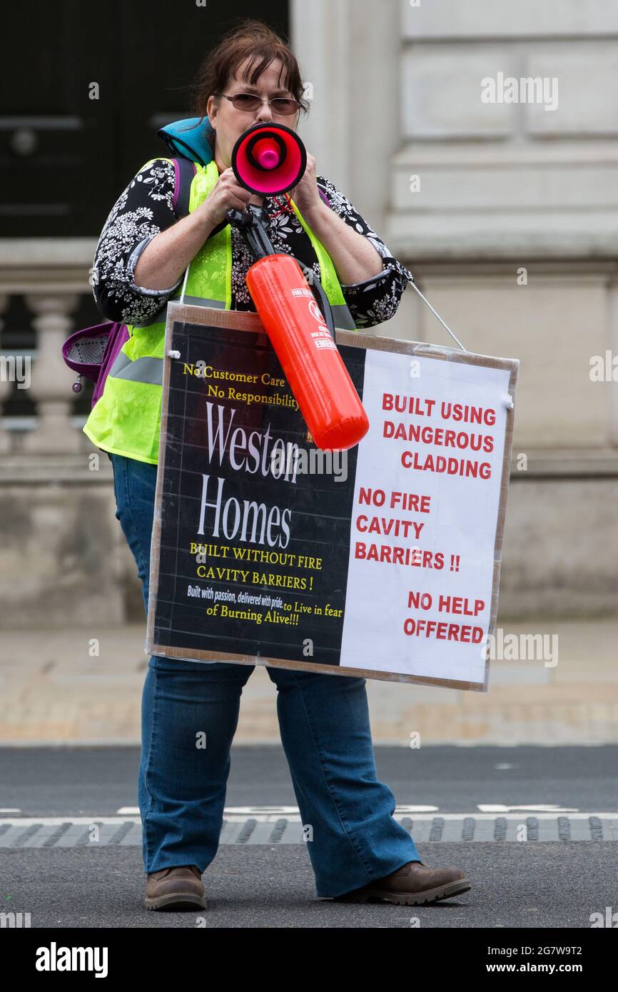 Fire cavity barriers hi-res stock photography and images - Alamy