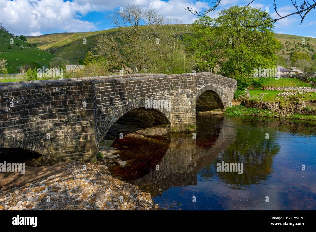 The Dubb's Lane road bridge over the river Wharfe at Buckden, Upper ...