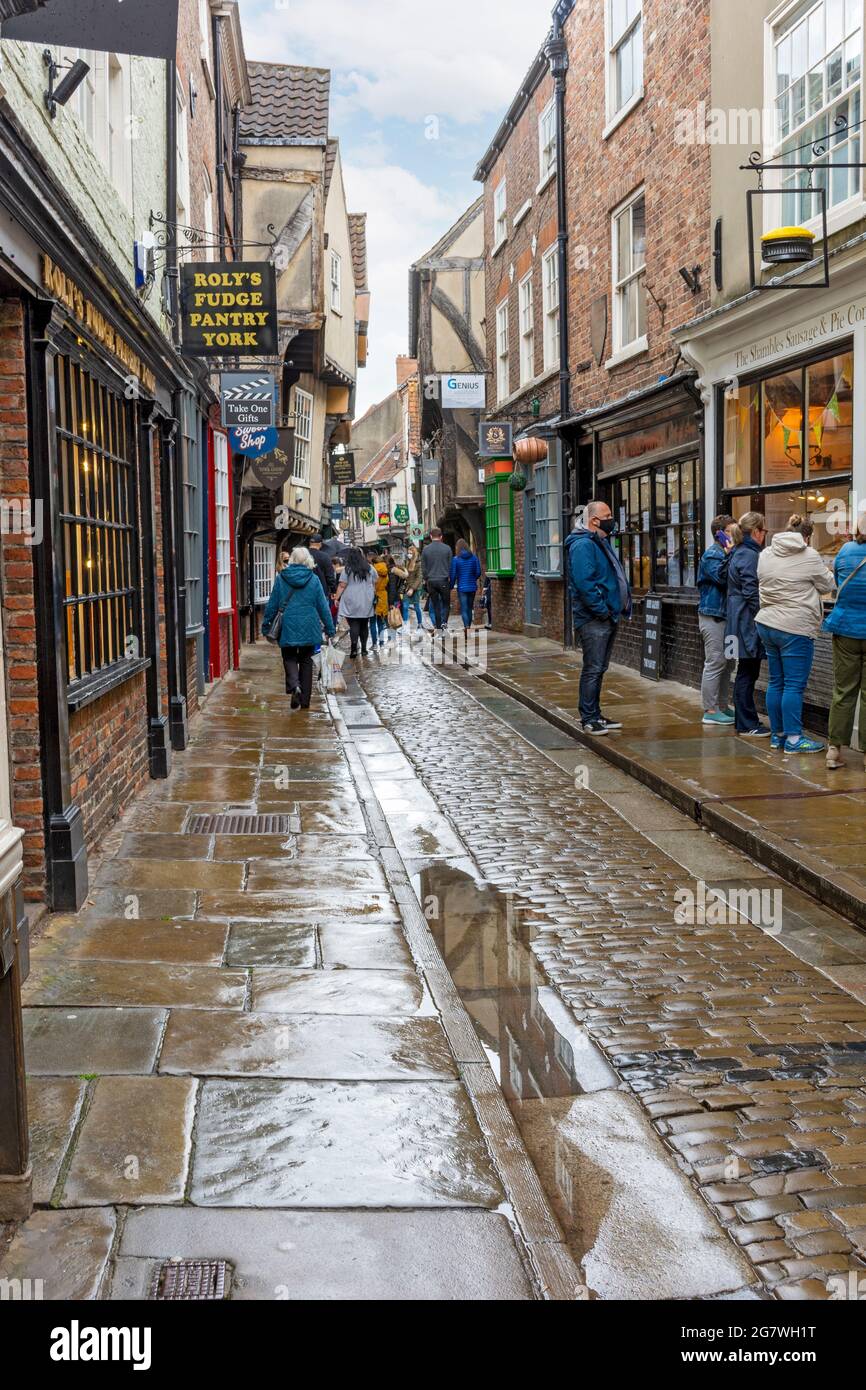 Old buildings in the Shambles, a street in the City of York, Yorkshire ...