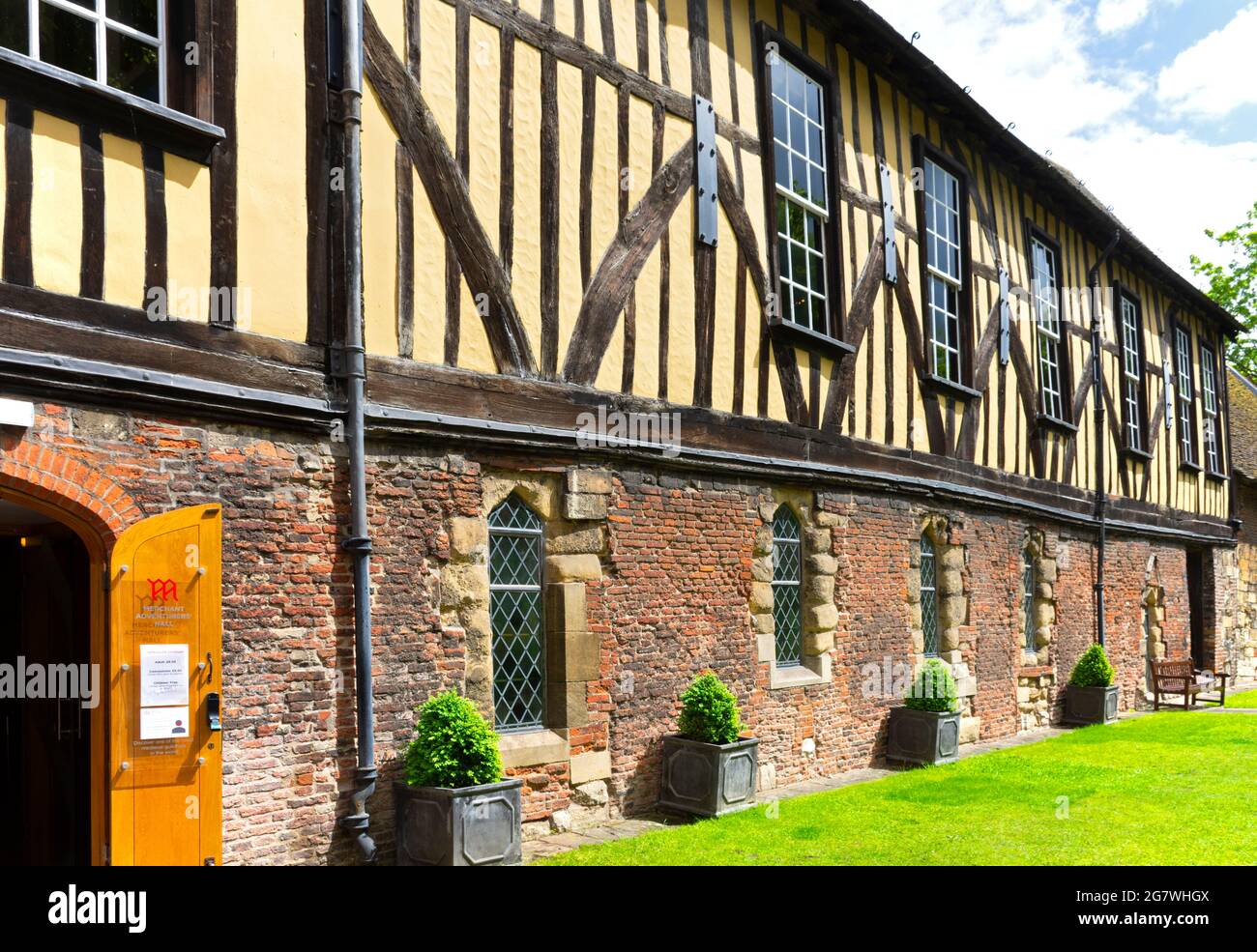 Historic guild hall hi-res stock photography and images - Alamy