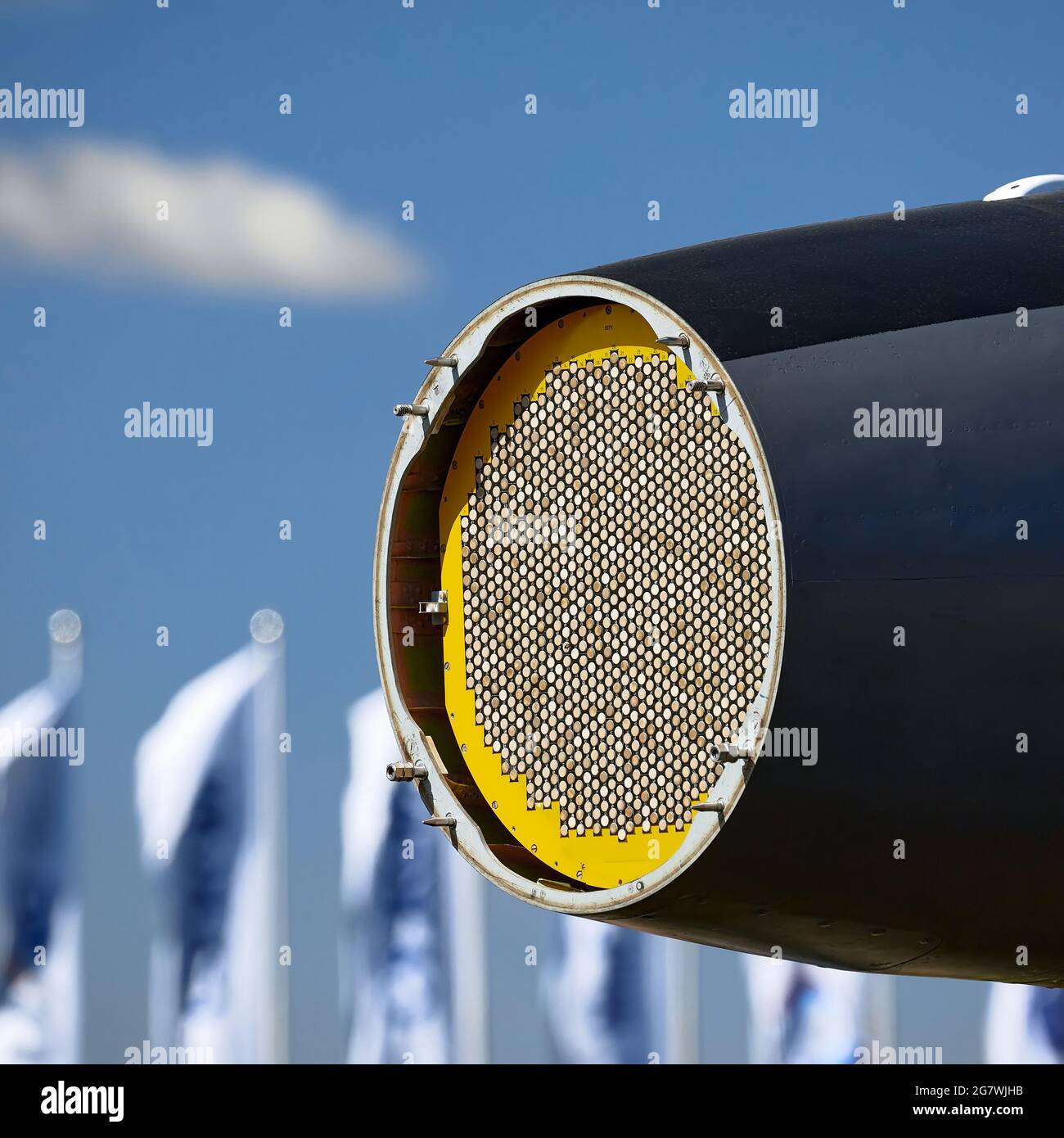 Fighter radar on-Board radar station, Modern radar with an active ...