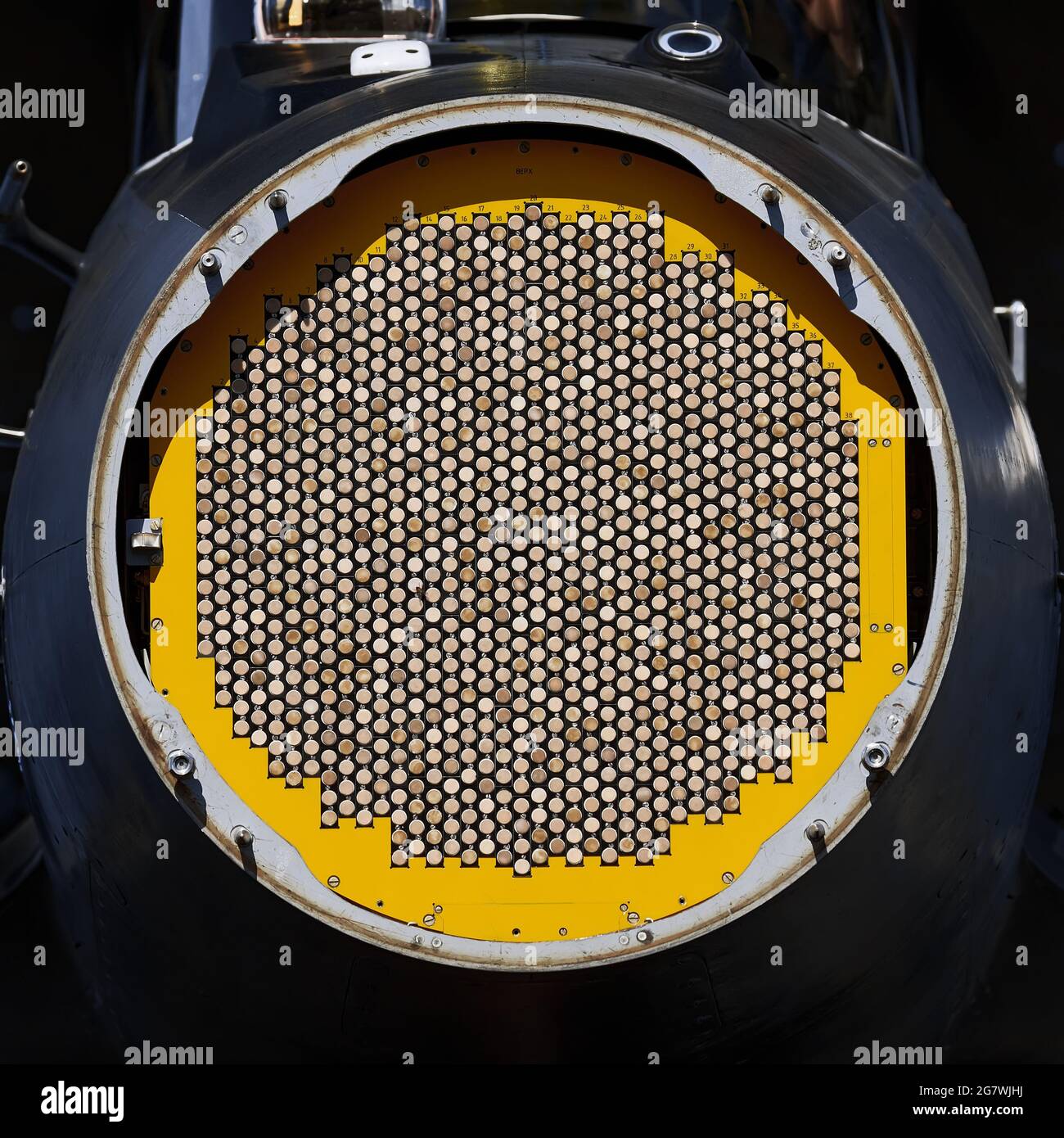 Fighter radar on-Board radar station, Modern radar with an active ...
