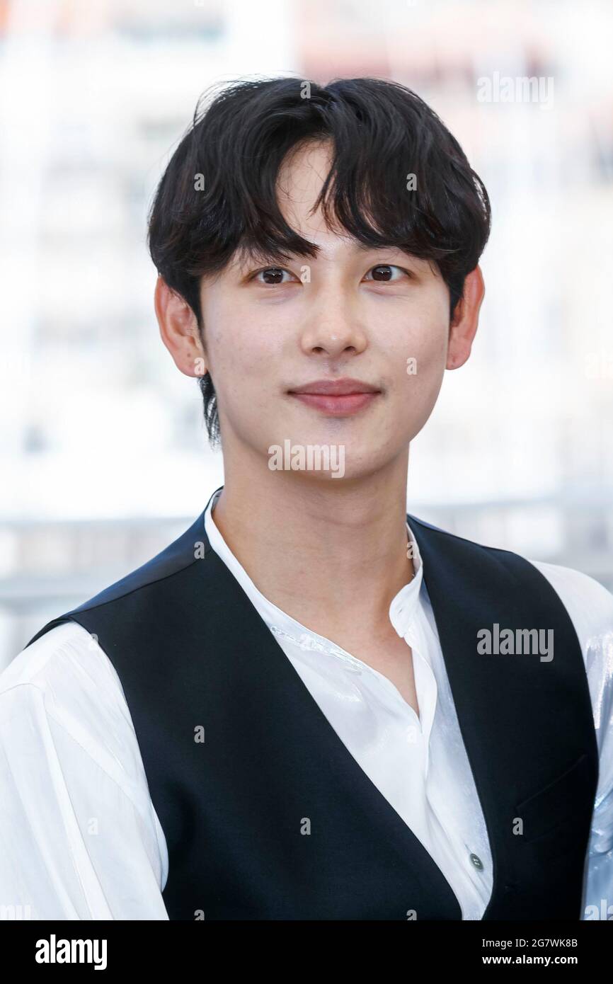 Cannes, France. July 16th 2021: Yim Si-wan poses at the photocall of ...