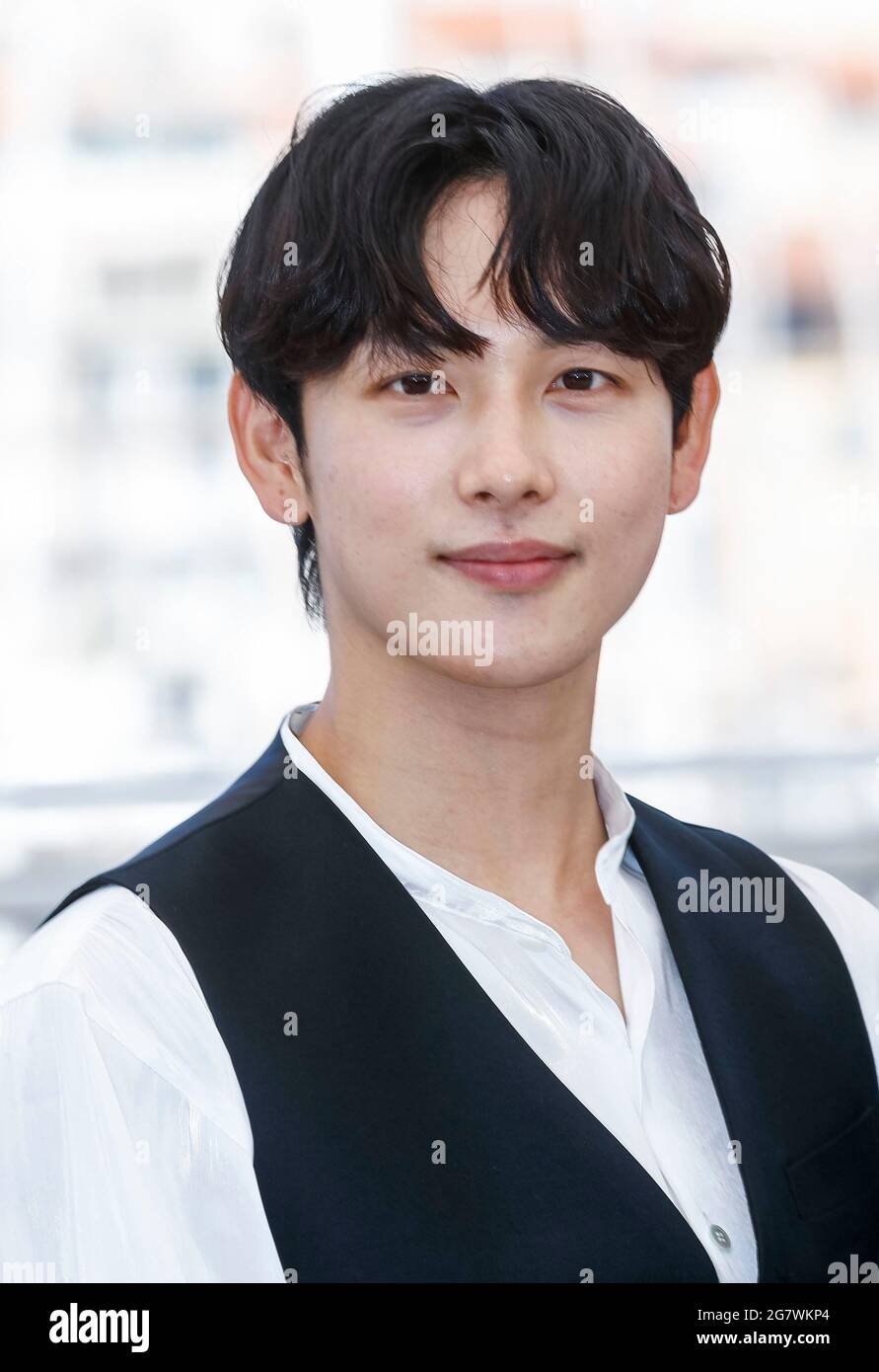 Cannes, France. July 16th 2021: Yim Si-wan poses at the photocall of ...