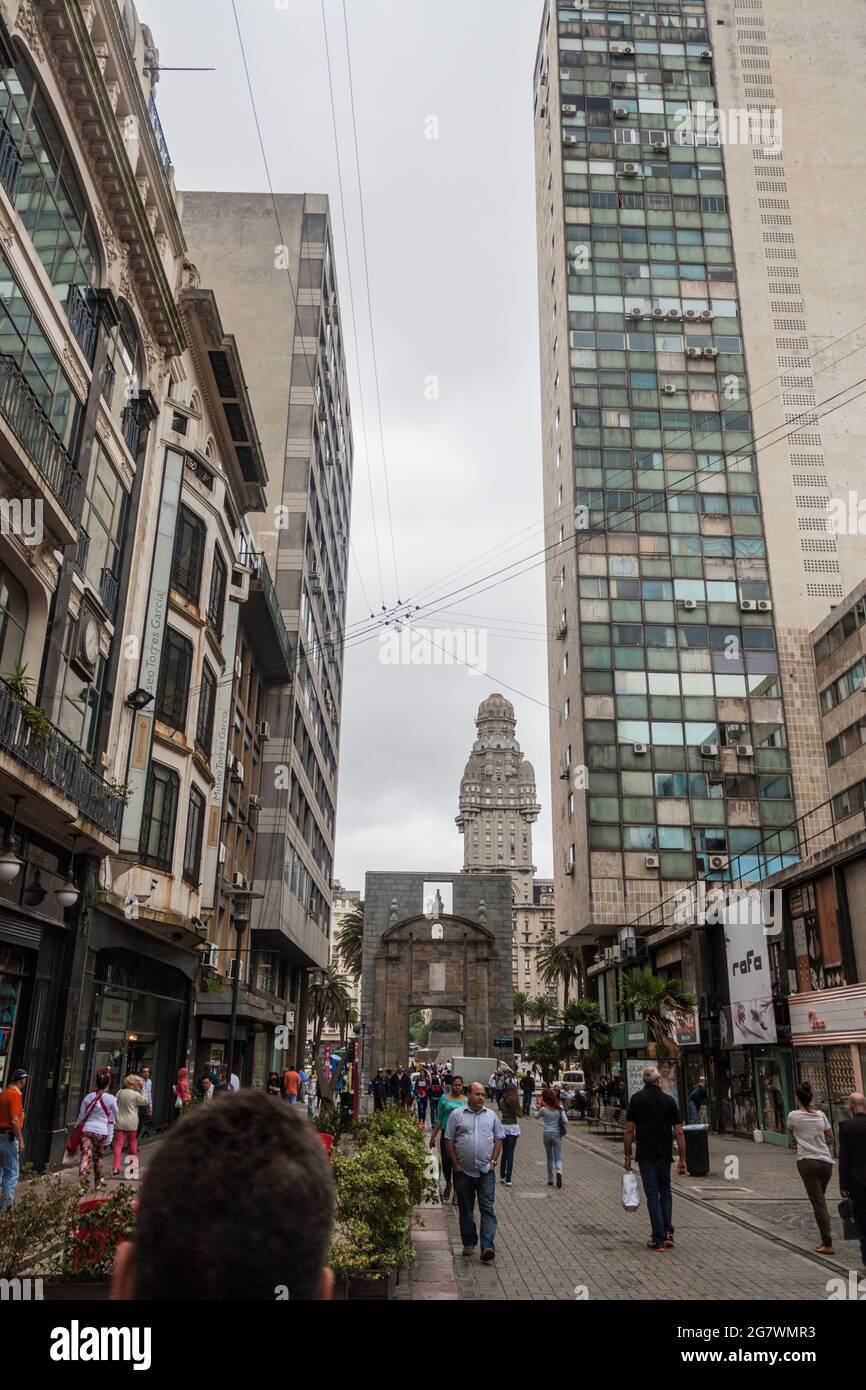 MONTEVIDEO, URUGUAY - FEB 19, 2015: View of a street in the center of ...