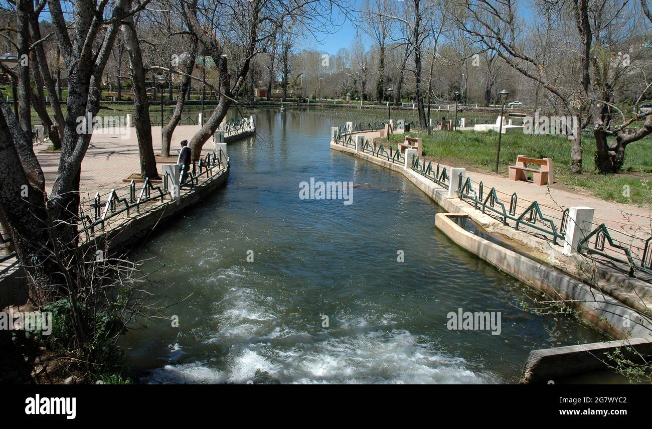 Morocco ifrane national park lake hi-res stock photography and images ...