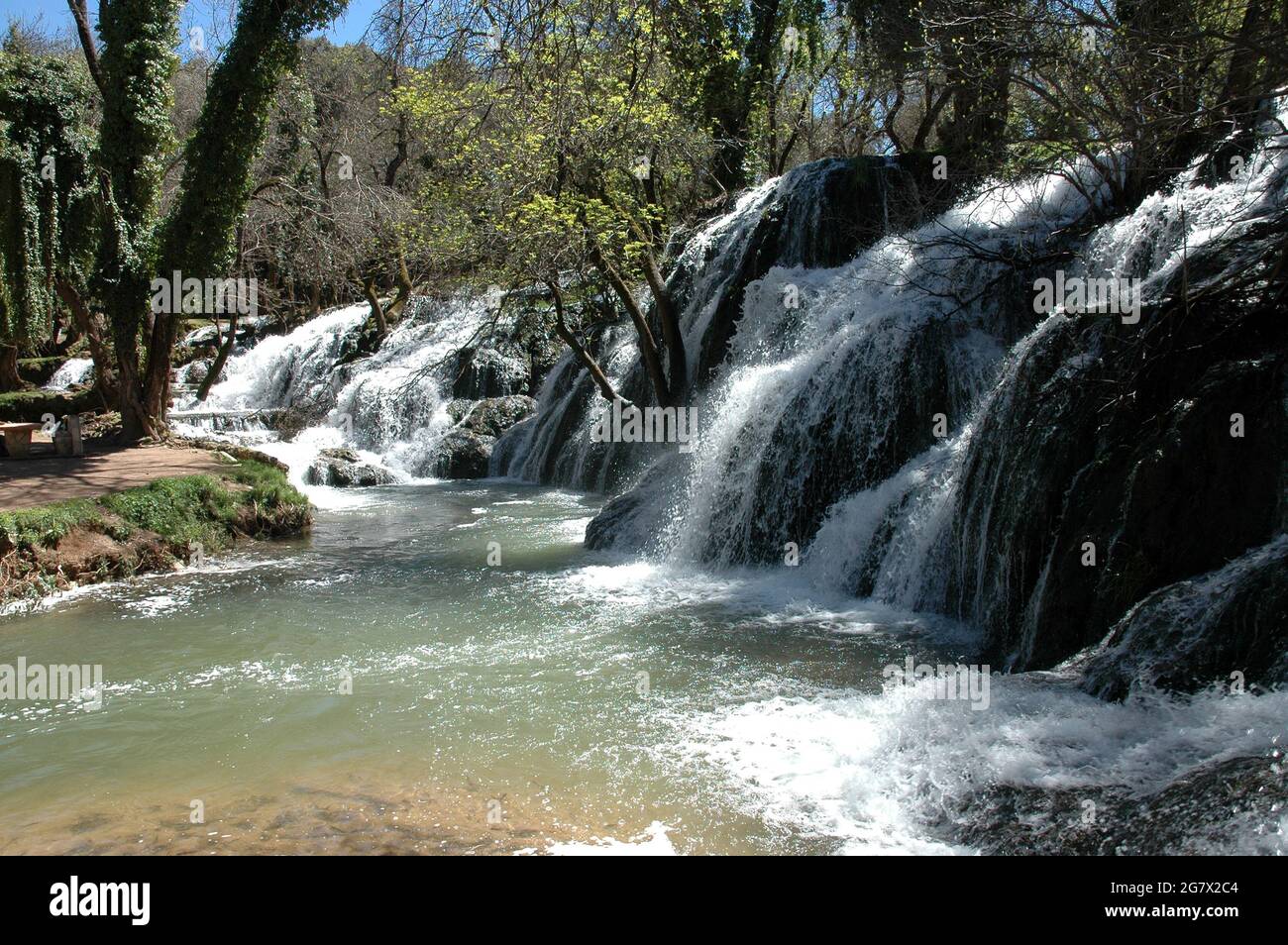 Morocco ifrane national park lake hi-res stock photography and images ...