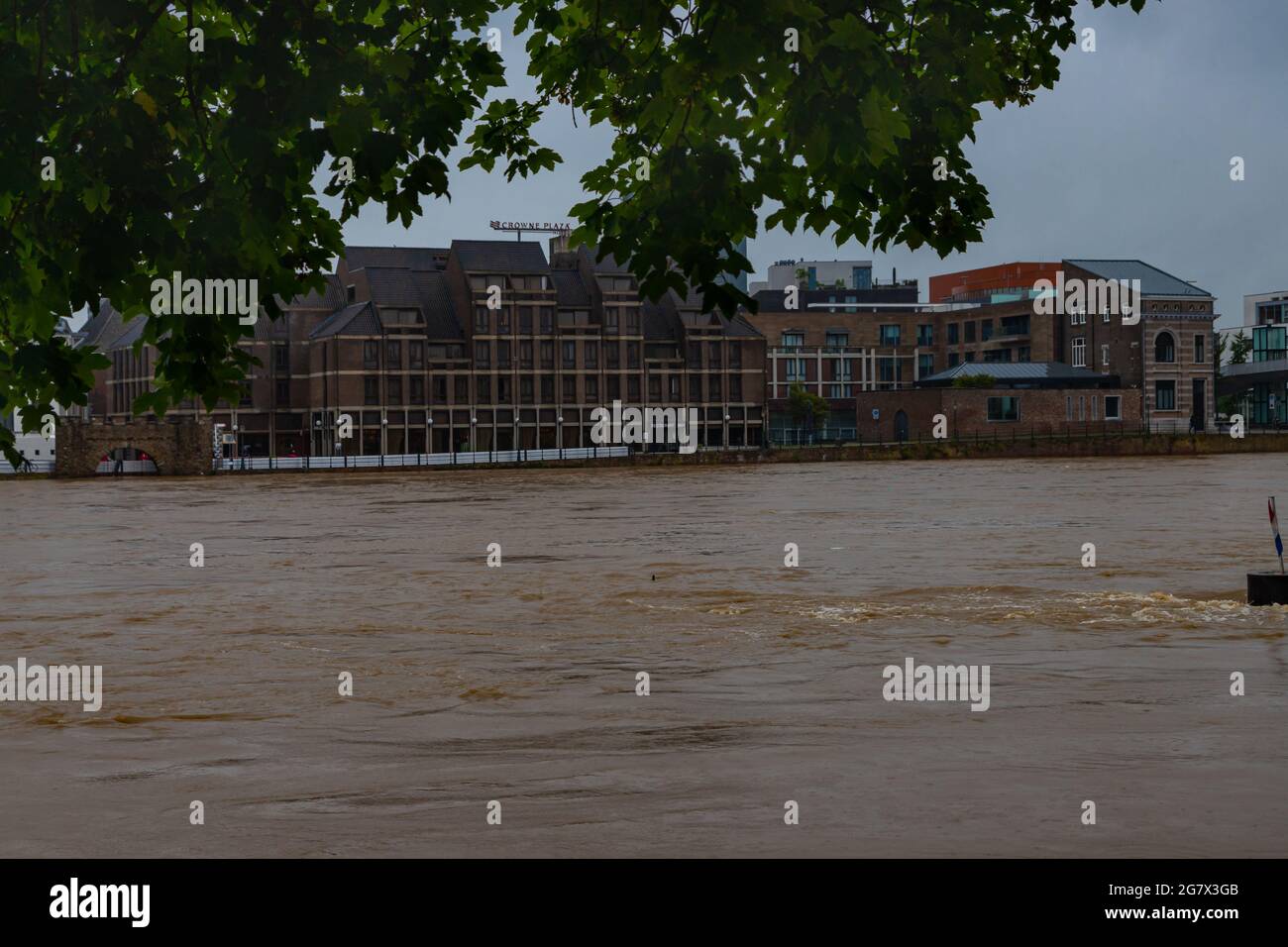 floods in downtown Maastricht and the historical centre after heavy ...