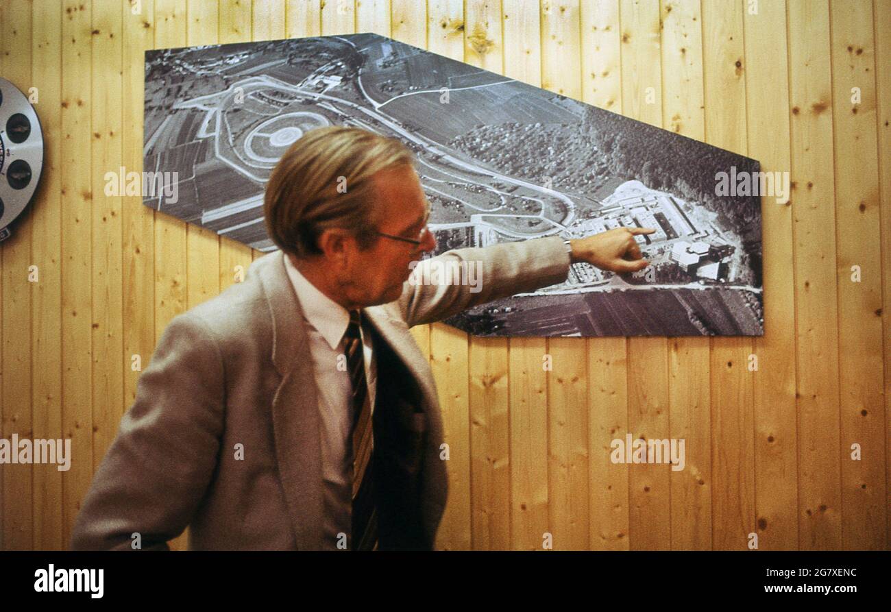 Porsche testing at weissach track hi-res stock photography and images ...