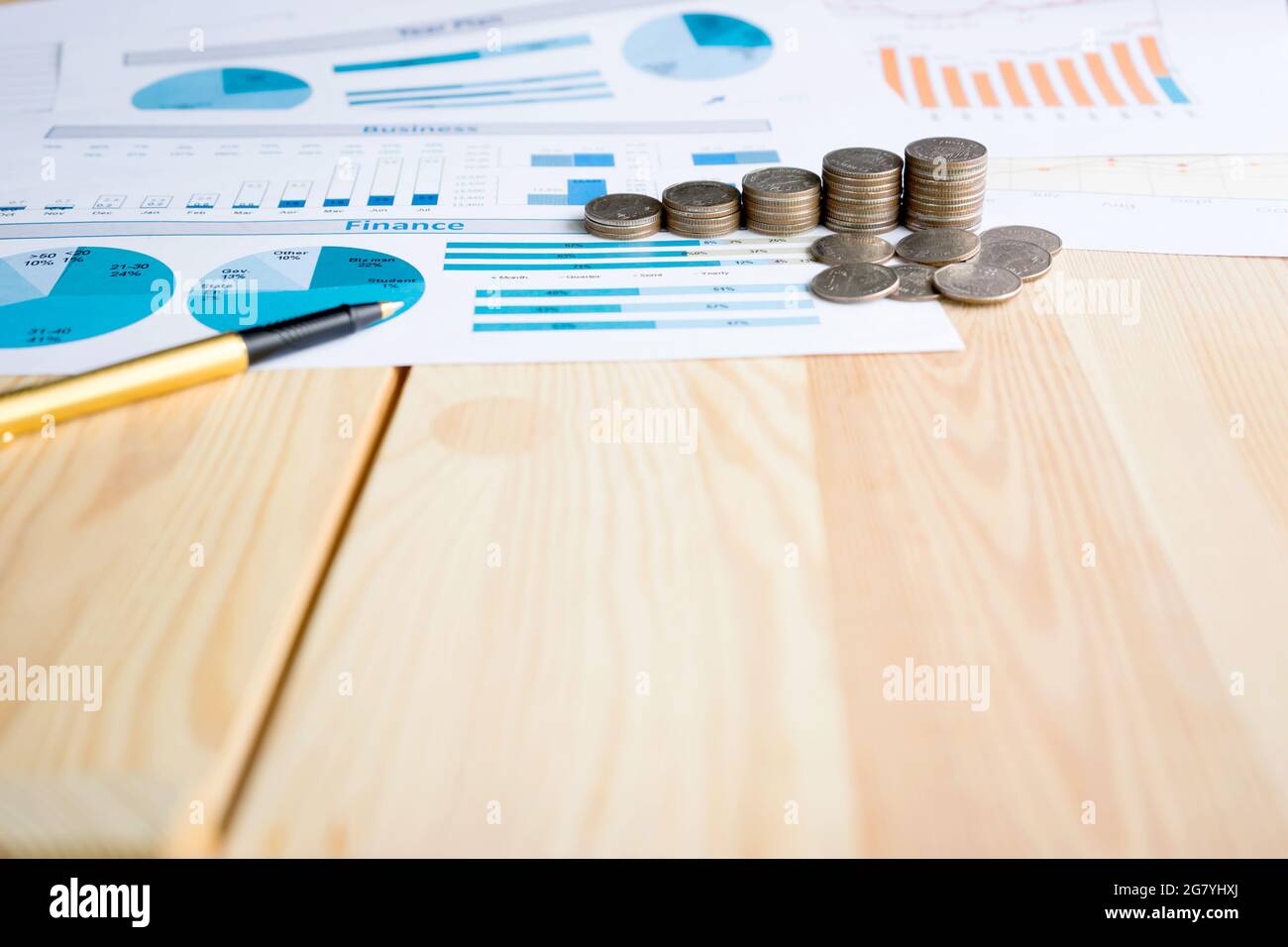 Coins, Savings, Chart Analyze Stock Photo - Alamy