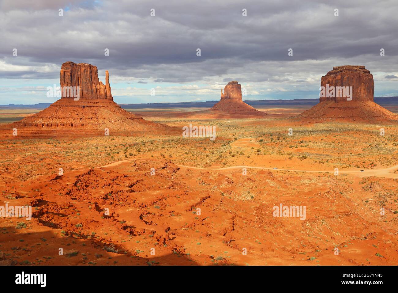 Iconic view at Monument Valley, Utah, Arizona Stock Photo - Alamy