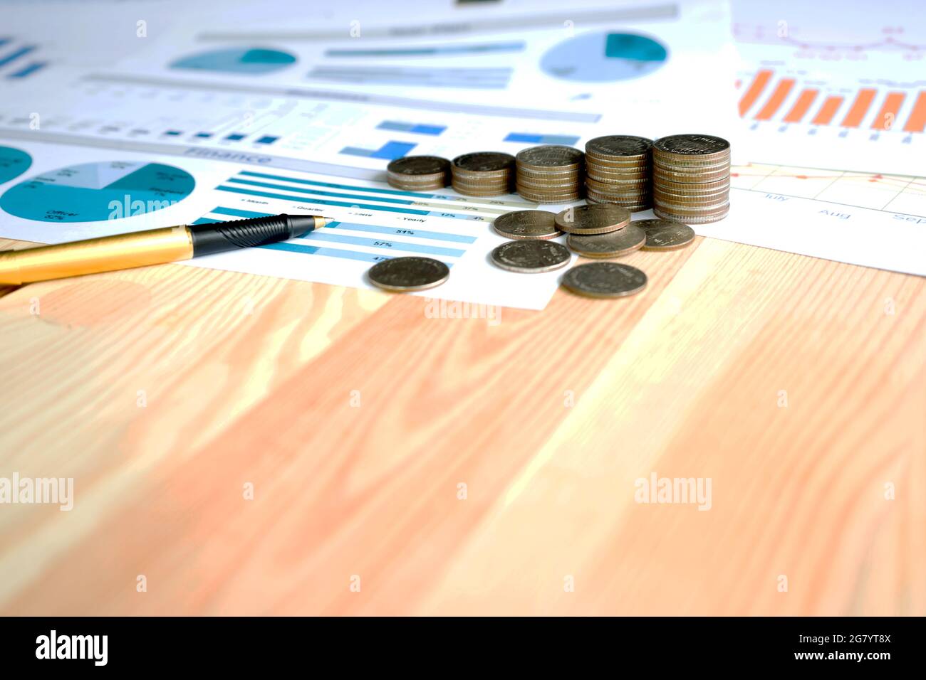Coins, Savings, Chart Analyze Stock Photo - Alamy