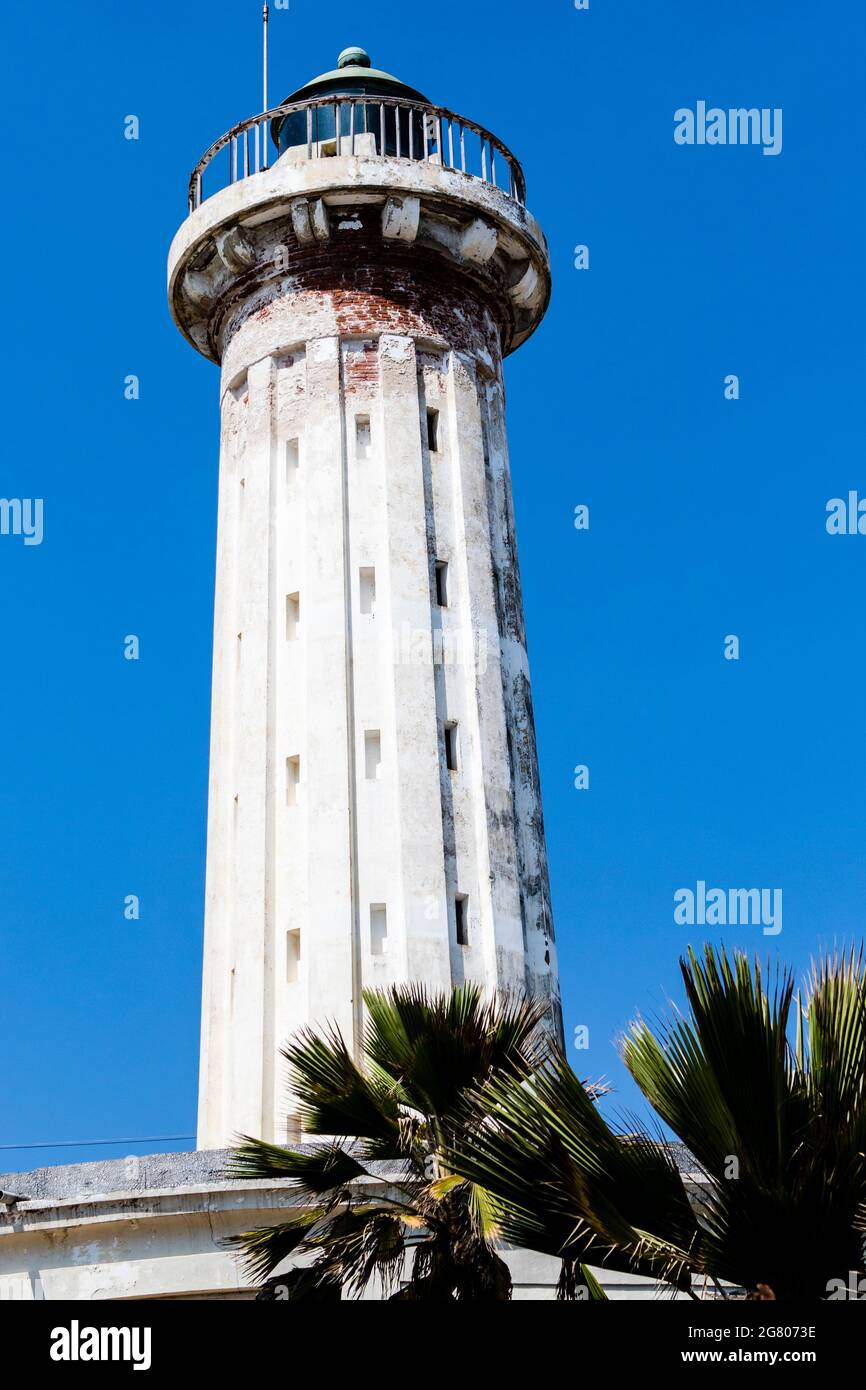 Exterior of the Old lighthouse in Puducherry (Pondicherry), Tamil Nadu ...