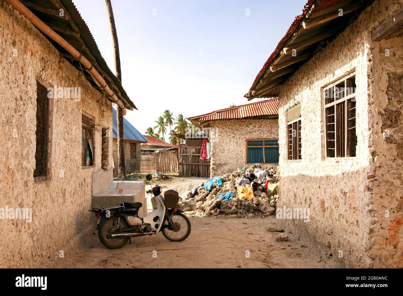 African village life hi-res stock photography and images - Alamy