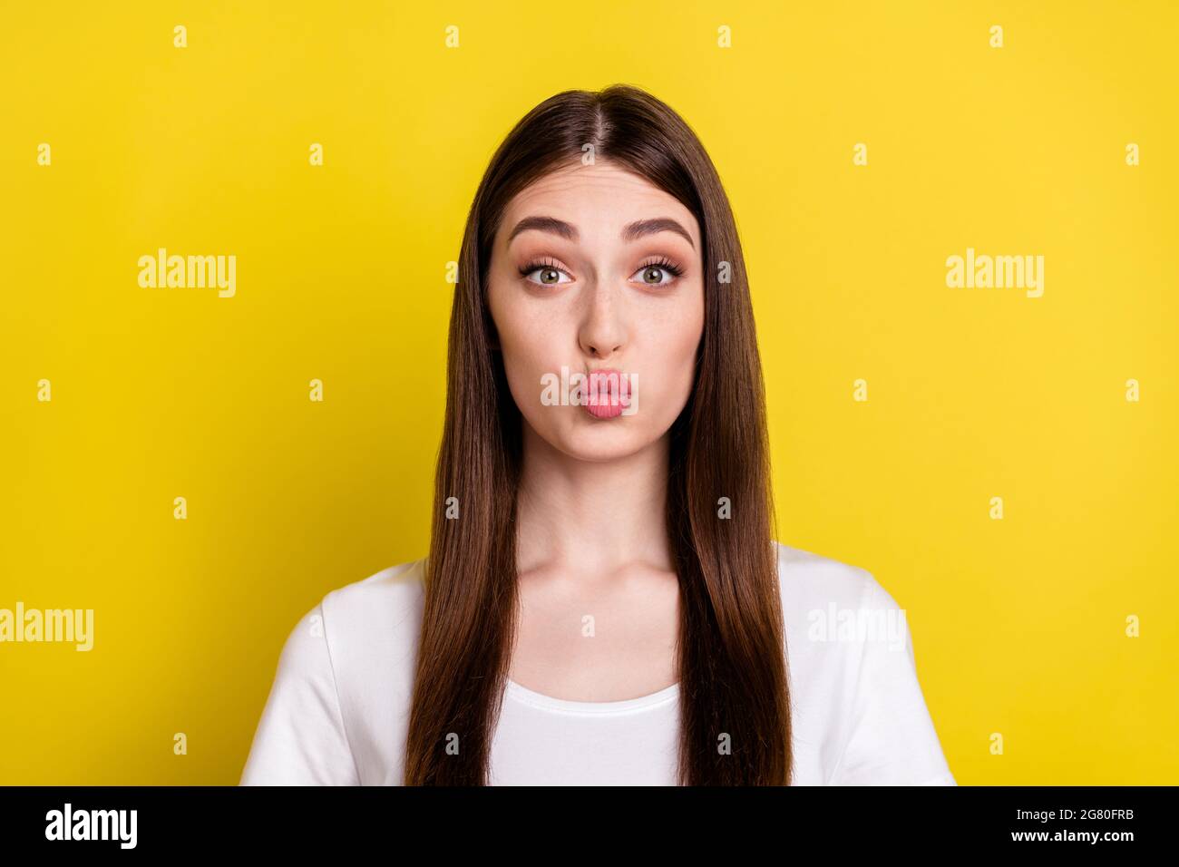 Photo of young lovely girl pouted lips send air kiss flirty romantic ...