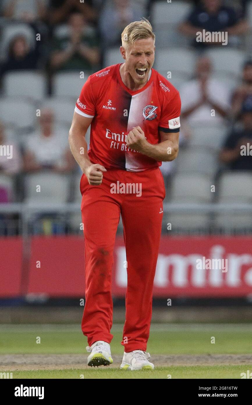 Luke wood cricket hi-res stock photography and images - Alamy