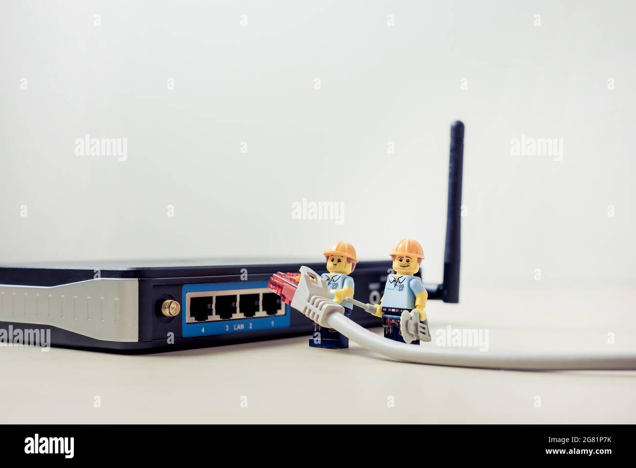 Technicians install hi-res stock photography and images - Alamy