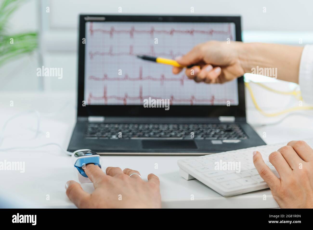 Biofeedback session hi-res stock photography and images - Alamy