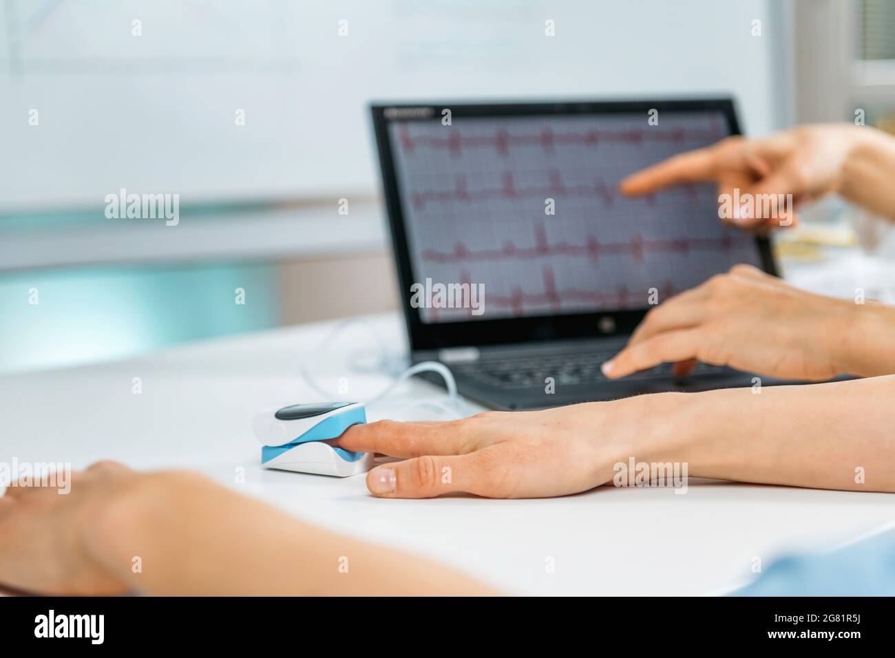 Biofeedback session hi-res stock photography and images - Alamy