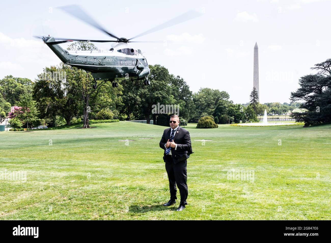 The secret service 2021 hi-res stock photography and images - Alamy