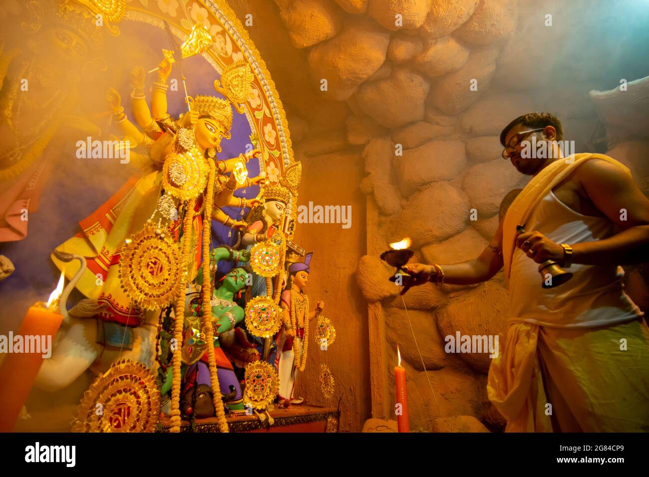Kolkata, India - October 16, 2018 : Young Hindu Priest worshipping ...