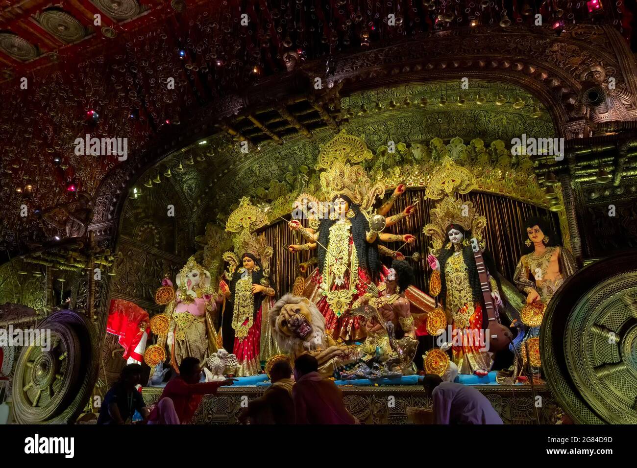 Kolkata, India - October 18, 2018 : Night image of decorated Durga Puja ...