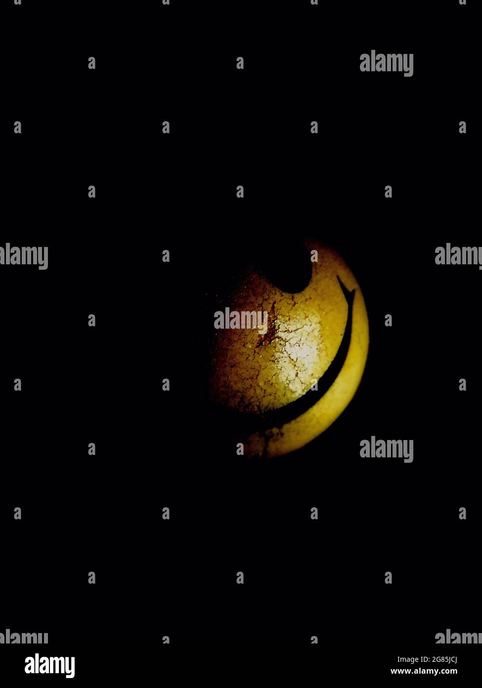 Smiley ball yellow smile hi-res stock photography and images - Alamy