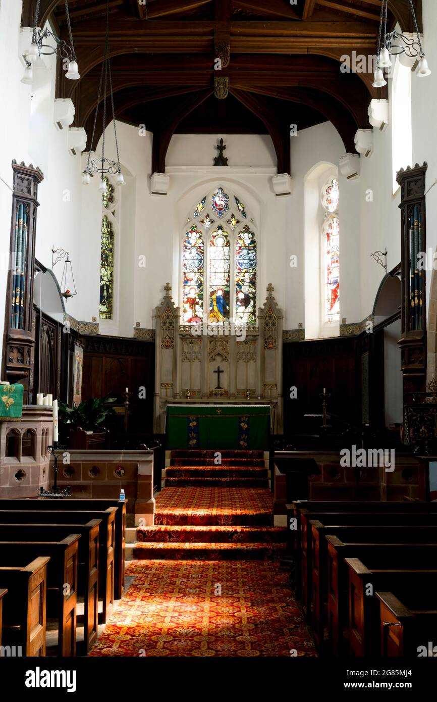 Chequers interior hi-res stock photography and images - Alamy