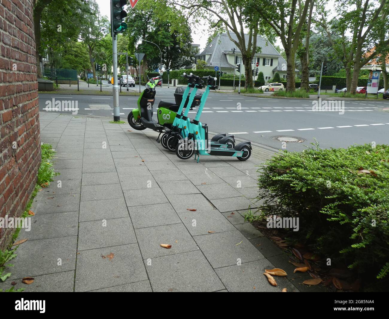 Dutch e scooter hi-res stock photography and images - Alamy