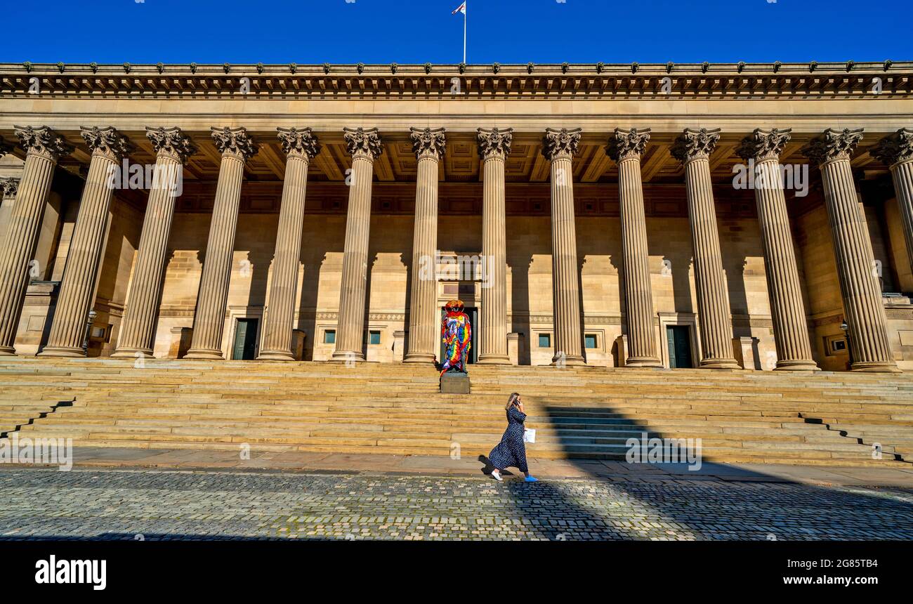 The statue of Benjamin Disraeli by Charles Bell Birch outside St ...