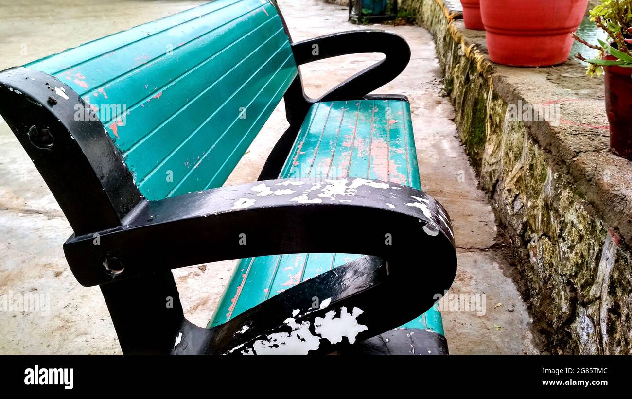 Beautiful empty stone bench near the Nakki lake in rajasthan, india ...