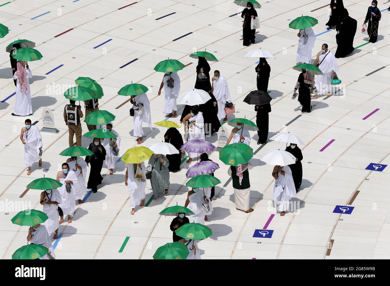 Kaaba mecca tawaf hi-res stock photography and images - Alamy