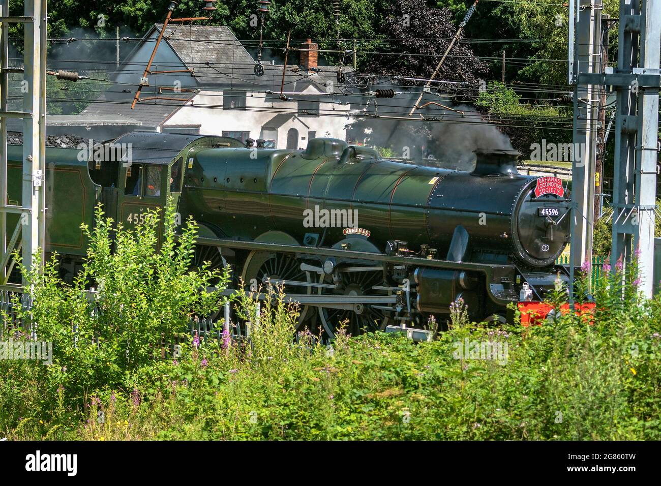 LMS Jubilee Class 5596 Bahamas steam locomotive at Winwick junction on ...
