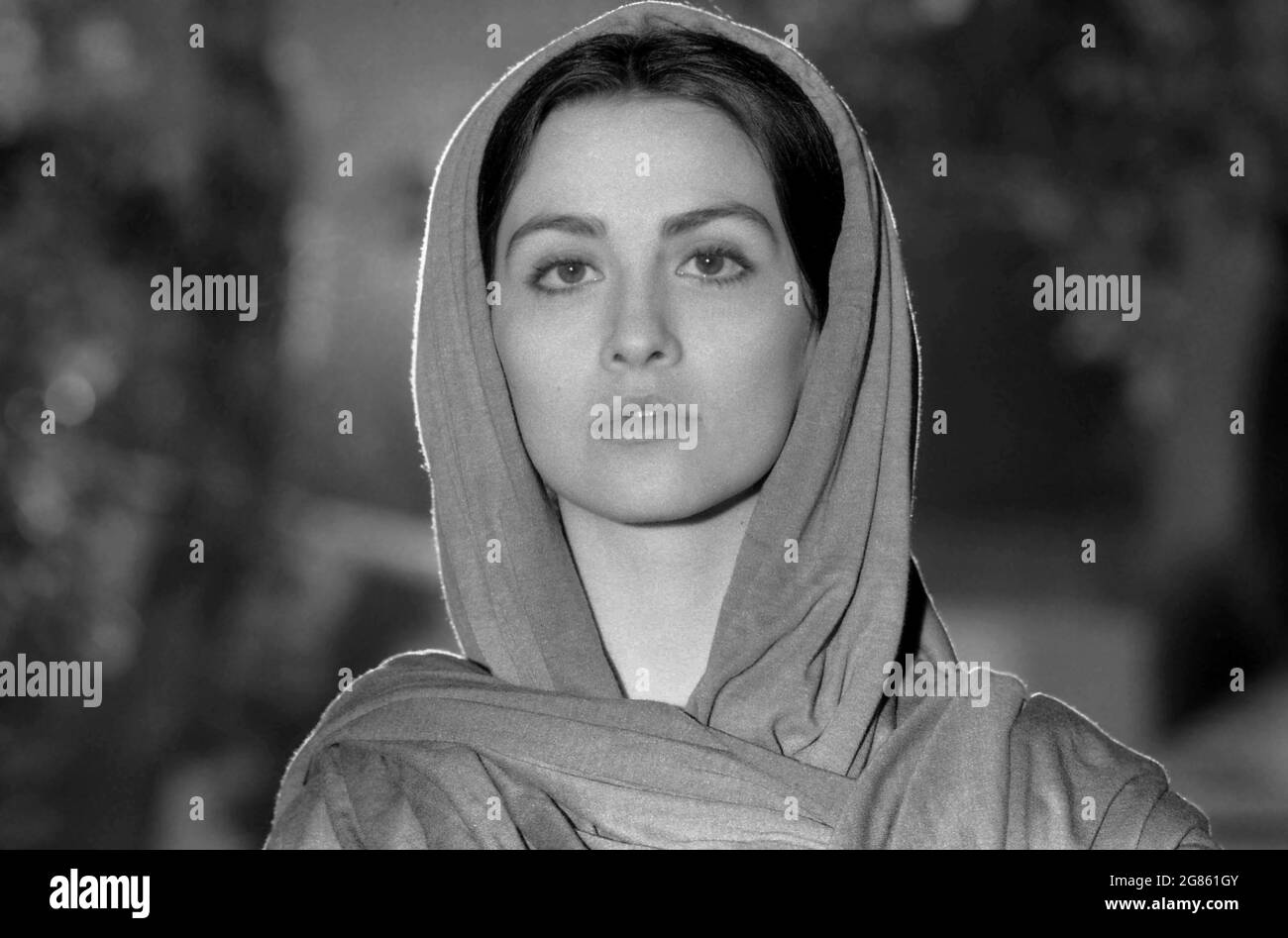 Dacian costume hi-res stock photography and images - Alamy