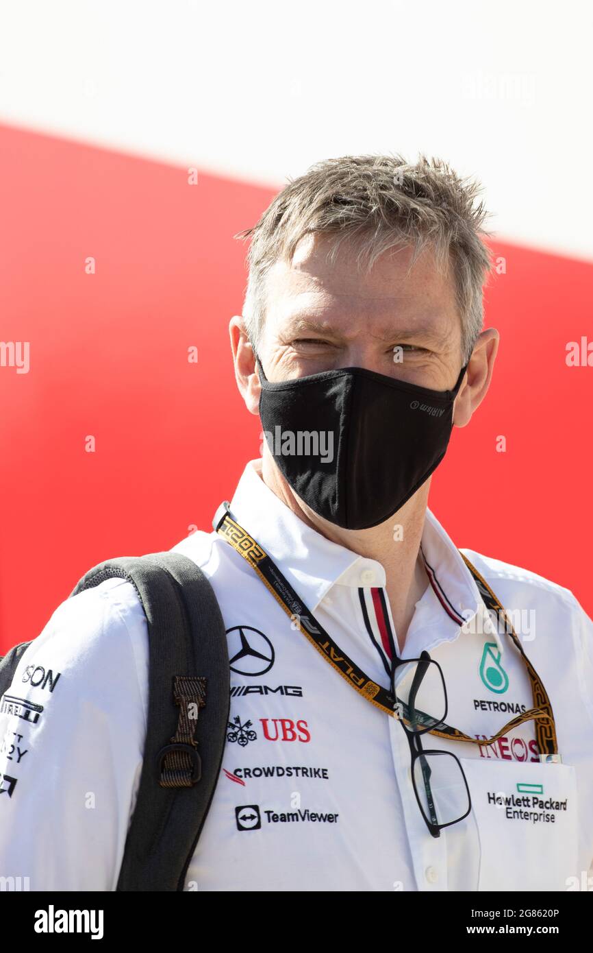 Mercedes amg f1 chief technical officer hi-res stock photography and ...