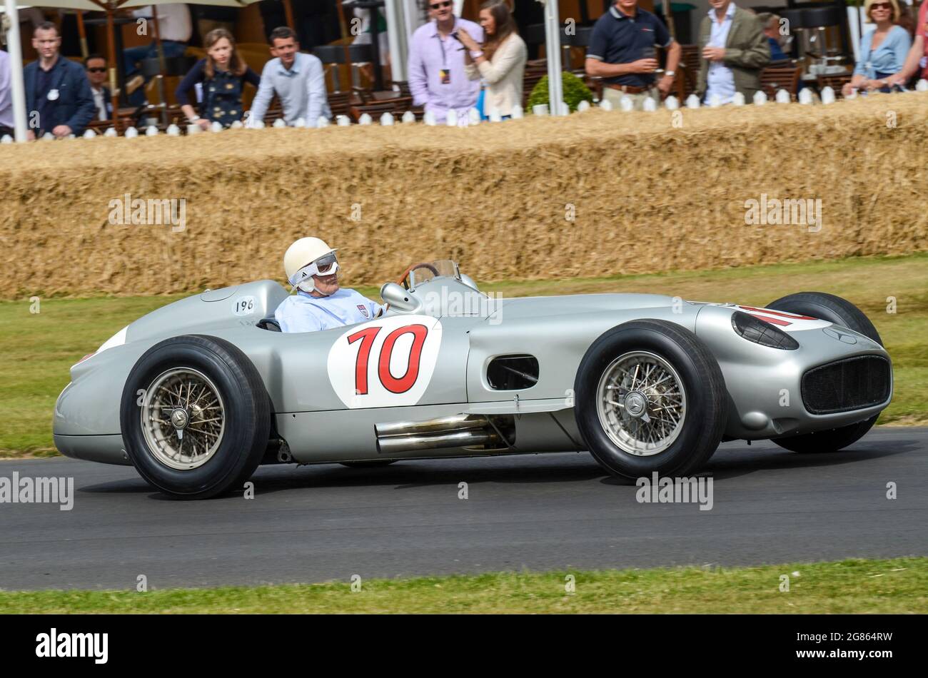 Formula 1 car 1950's hi-res stock photography and images - Alamy