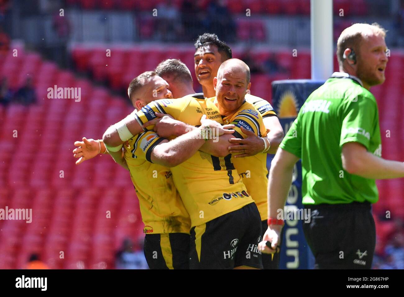 Jason Bass (2) of York City Knights celebrates his try Stock Photo - Alamy