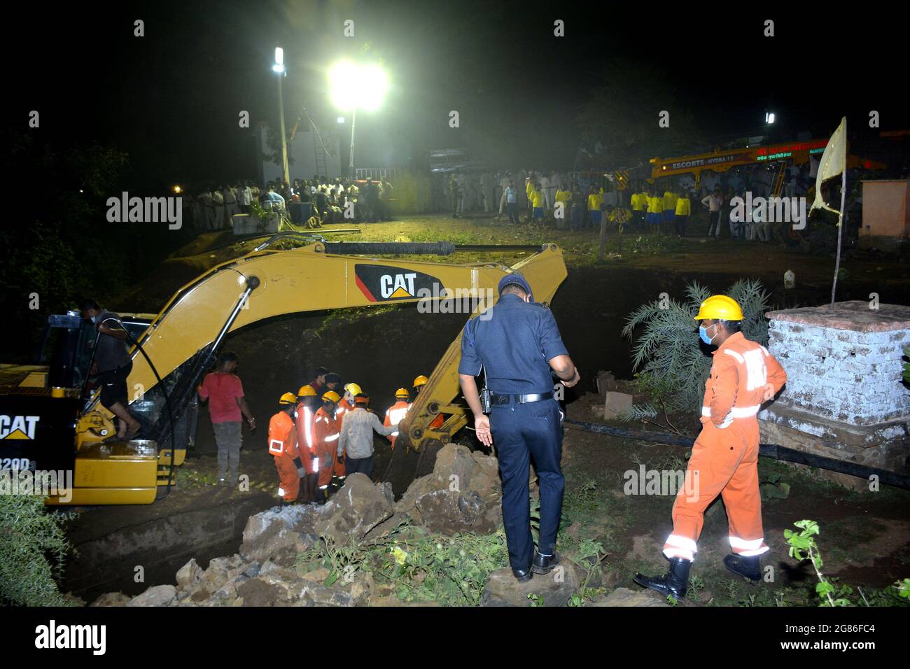 Over well hi-res stock photography and images - Alamy