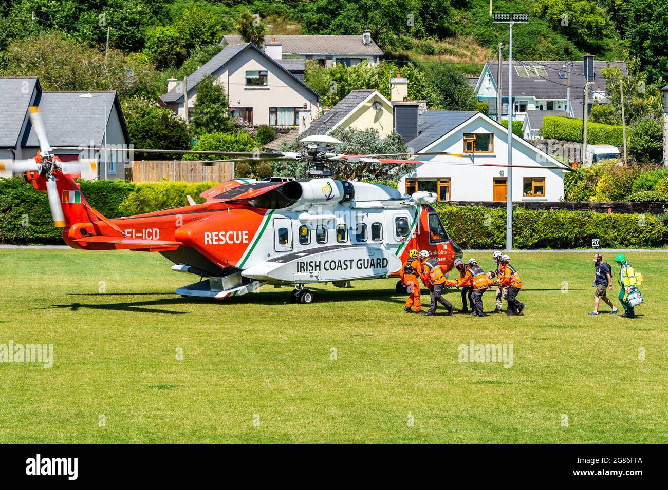 Hse ambulance hi-res stock photography and images - Alamy