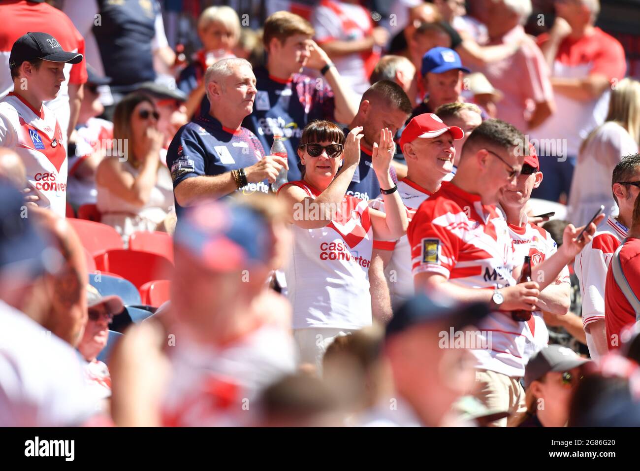 Saints fans hi-res stock photography and images - Alamy