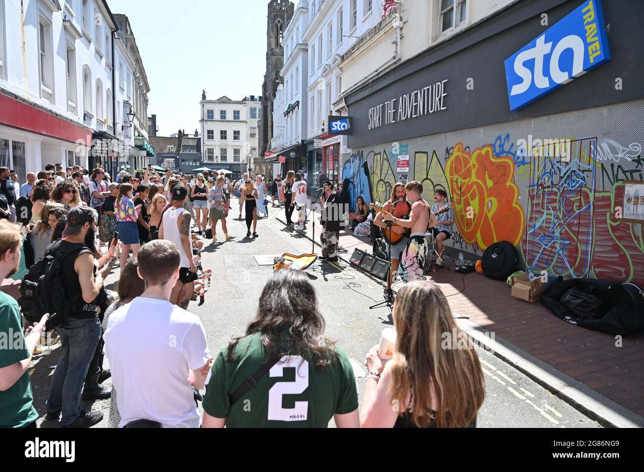 Heatwave band hi-res stock photography and images - Alamy